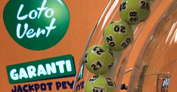 Loterie Vert: 32 grands gagnants du jackpot se partagent Rs 2,3 ...