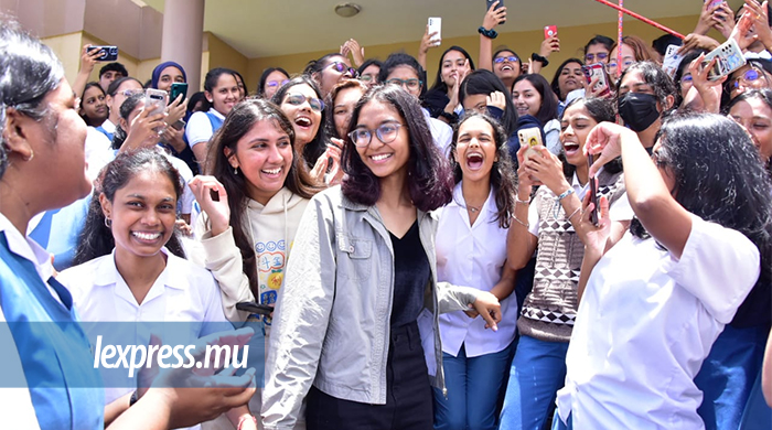 [En fil Rouge] Résultats du HSC: l’ambiance dans les collèges | lexpress.mu