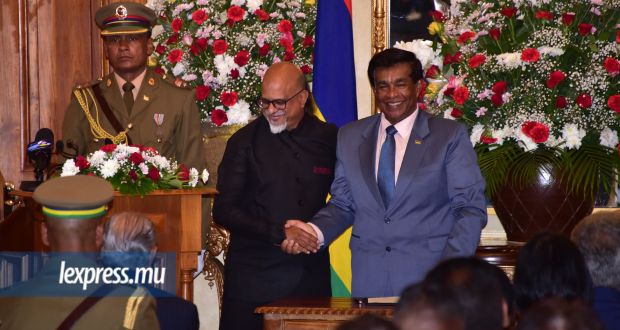 Évaluation des ministres : Ashok Subron (Intégration sociale) : Au ...
